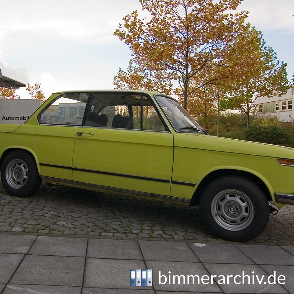 Baureihenarchiv für BMW Fahrzeuge · BMW 1502 · bimmerarchiv.de